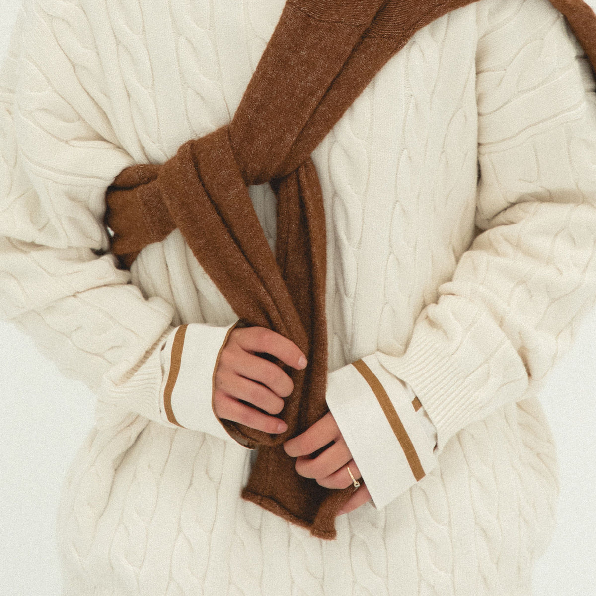 White Water Cable Knit Sweater – SOLAÍ THE LABEL